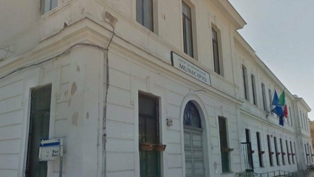 Ancora negato l'accesso agli atti al Comune di Mondragone - Caserta Notizie