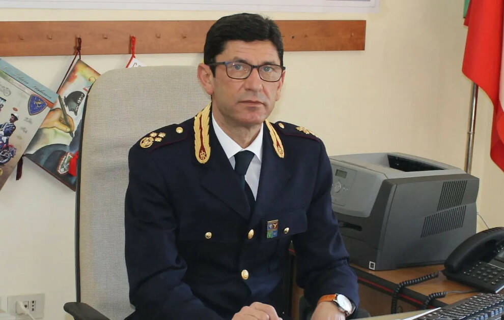 Nuovi ingressi in Questura, Giovanni Consoli è il nuovo Capo di ... Nuovi ingressi in Questura, Giovanni Consoli è il nuovo Capo di ...
