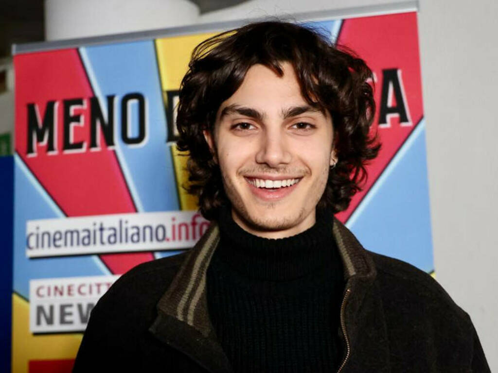 L'INTERVISTA a Francesco Cavallo, 25enne attore casertano e ...