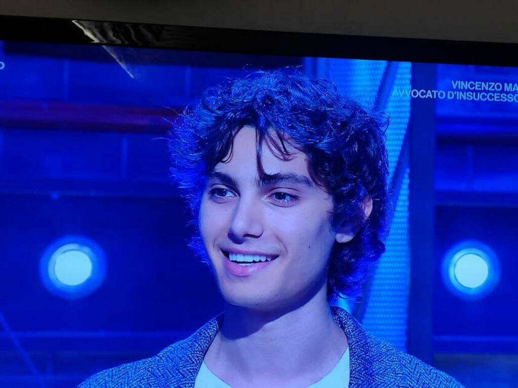 L'INTERVISTA a Francesco Cavallo, 25enne attore casertano e ...