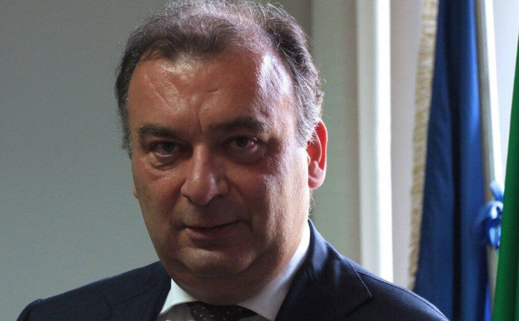 Martusciello (FI): proposta di modifica statutaria per far decadere ...