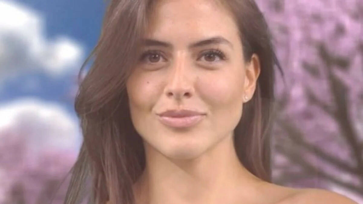 Stalking della modella di Uomini e Donne: la Aversano sentita dal PM - Caserta Notizie