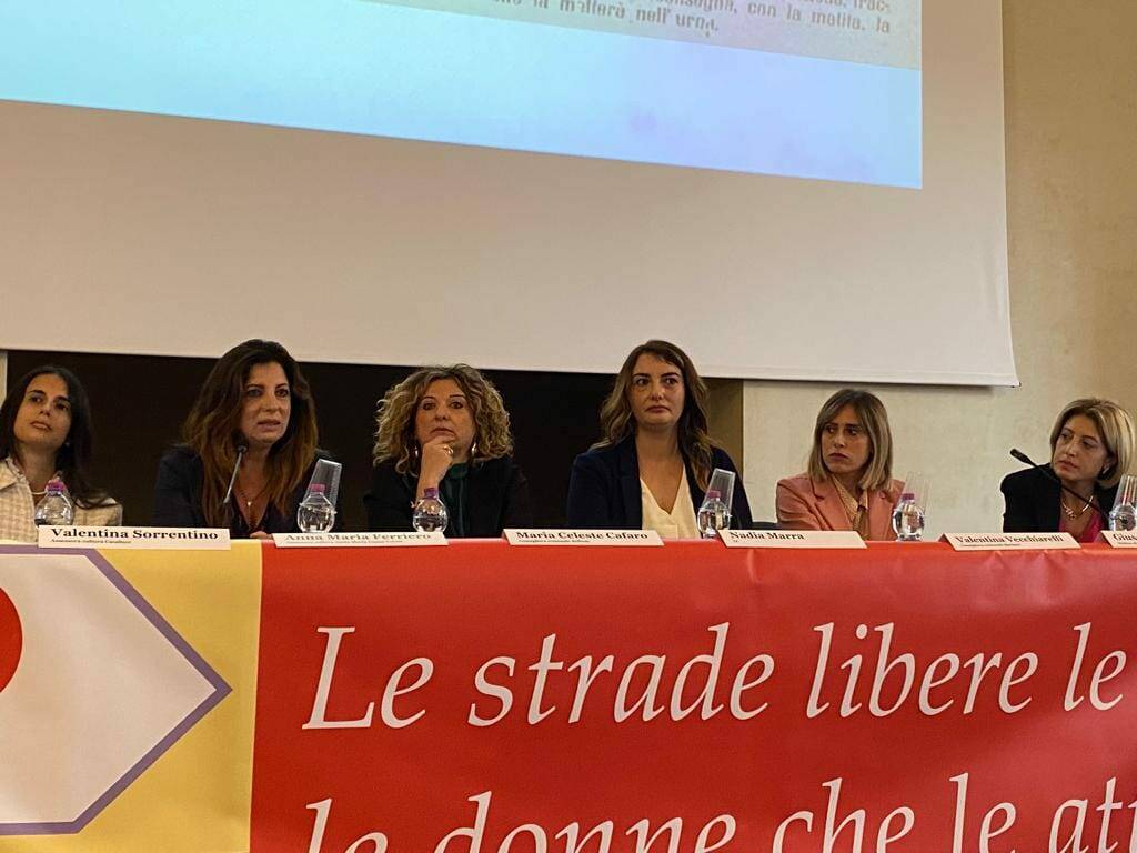 "Donne, politica e potere", confronto con le donne amministratrici ...