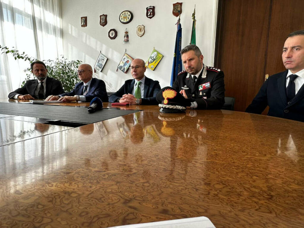 Ville sfuggite alla confisca grazie al TFR gonfiato del suocero di ...